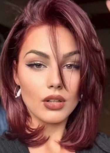 Cheveux auburn : 30 idées de colorations pour vous inspirer