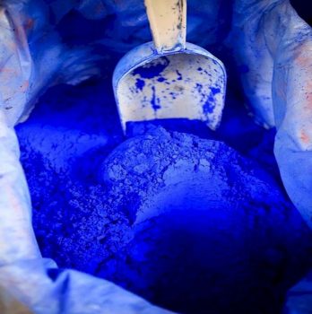 Bleu indigo : 50 idées et inspirations pour votre décoration