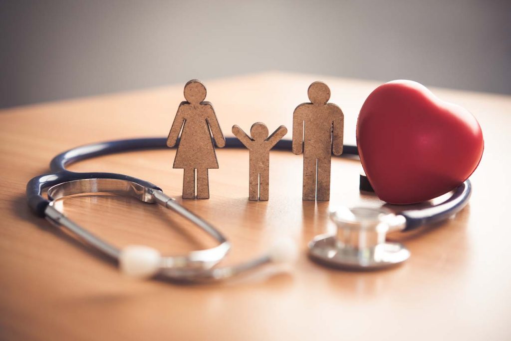 Oeil rouge ou irrité : les conseils pour choisir le bon collyre